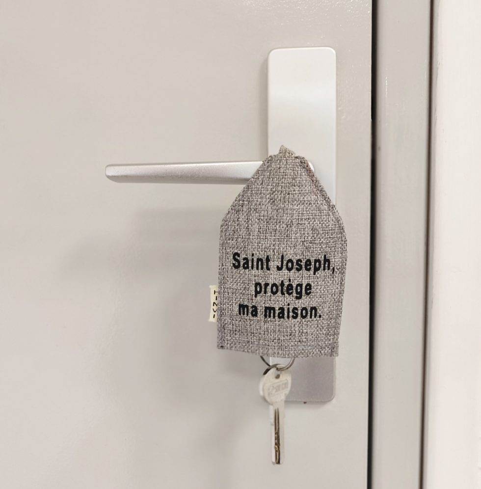 Porte-clé Saint Joseph - Boutique - AED France Porte-clé Saint Joseph - Boutique - AED France